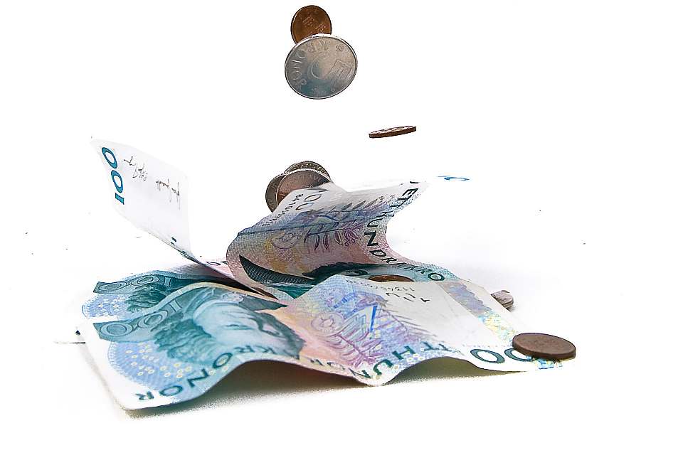 FINSVE | Heikko kruunu lisää euron ostovoimaa mutta nostaa…